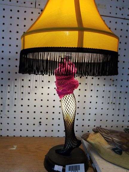 A Christmas Story Leg Lamp - Trice Auctions