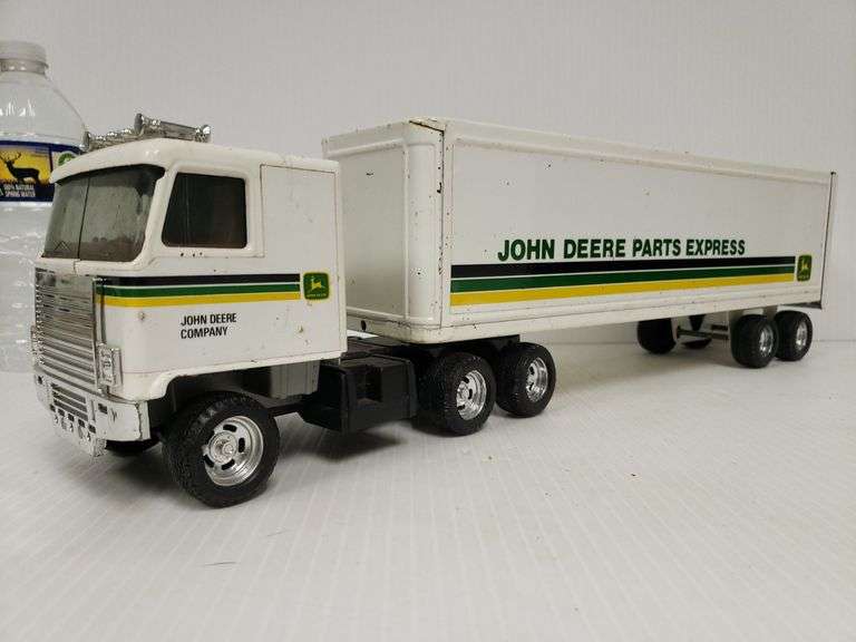 John Deere Ertl Cabover Tractor Trailer - Trice Auctions