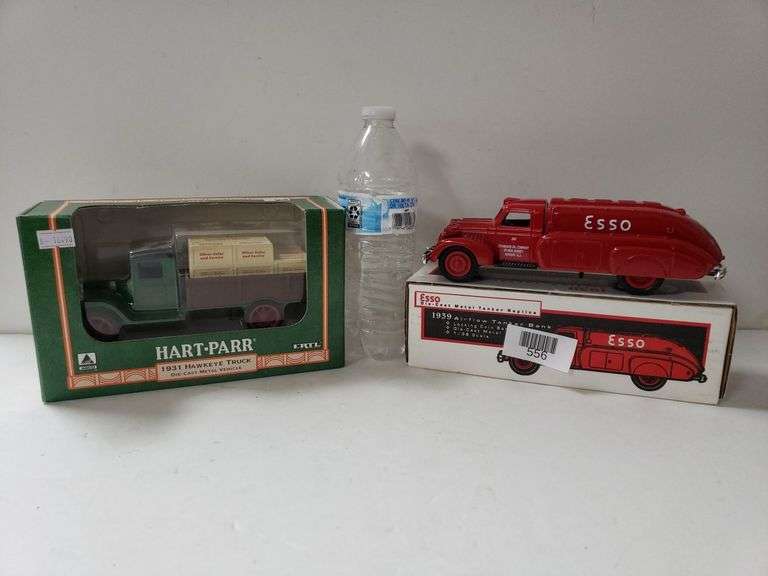 1931 Hawkeye Truck Model, 1939 Esso Airflow Tanker Model - Trice Auctions