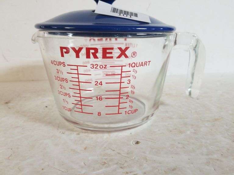 Pyrex Measuring Cup With Lid - Trice Auctions