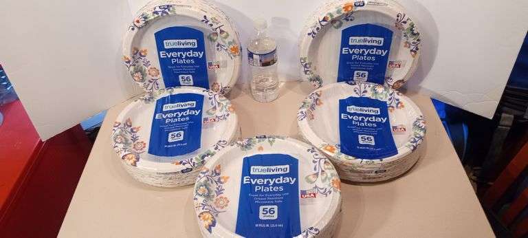 5 NEW Packs of 56 Each true living Everyday Paper Plates - Trice Auctions