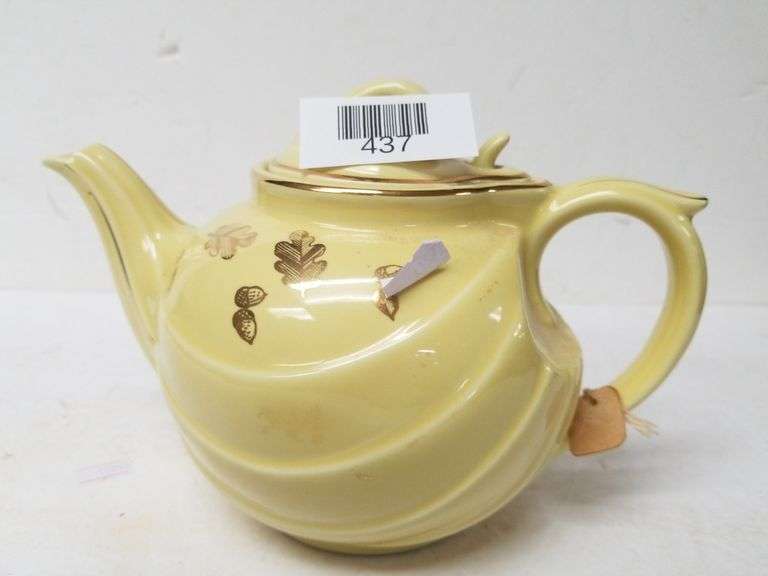 Hall Yellow Teapot - Trice Auctions