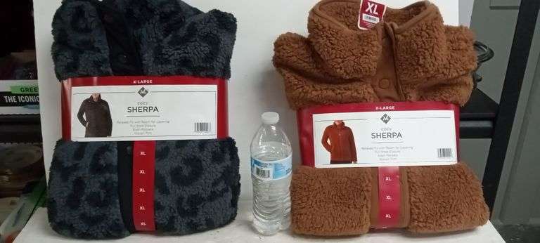 Two Various Cozy Sherpa Jackets (Both XL) - Trice Auctions