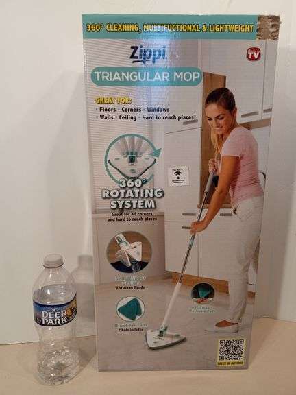 NEW Zippi Triangular Mop + 2 Mop Pads - Trice Auctions