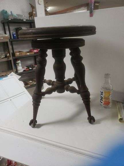 Vintage Clawfoot And Ball Foot Piano Stool - Trice Auctions