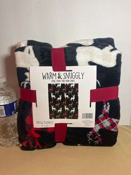 Deer Warm & Snuggly Throw Blanket 50”x 60” - Trice Auctions