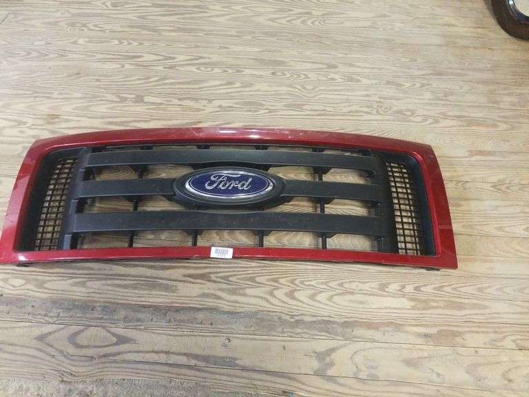 Ford Grill - Trice Auctions