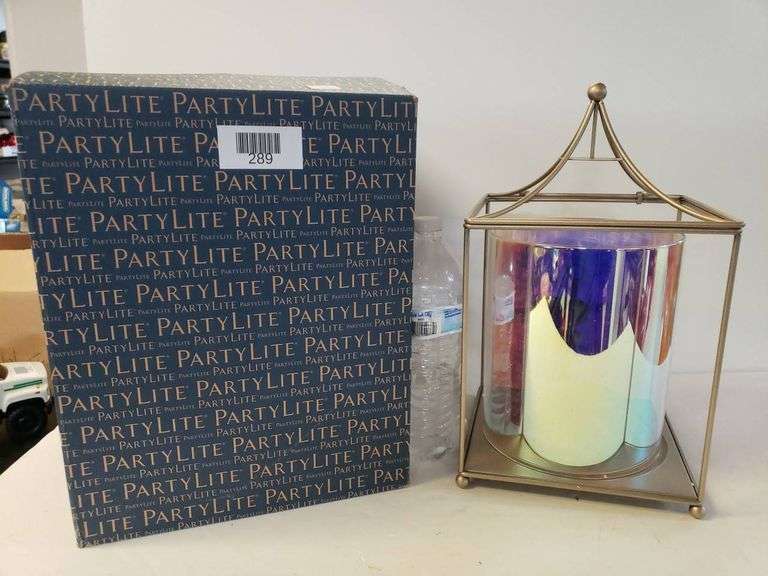 PartyLite Mirrored Lantern - Trice Auctions