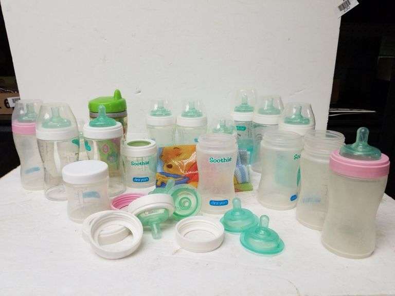 Lot of Baby Bottles, Soothie, First Years, Lids & Nipples - Trice Auctions