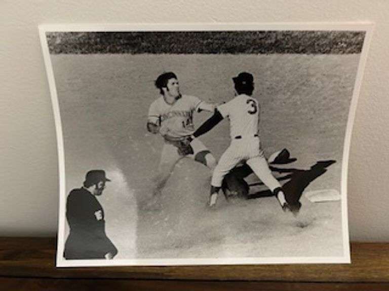 Vintage 8x10 Pete Rose Iconic Fight - Trice Auctions