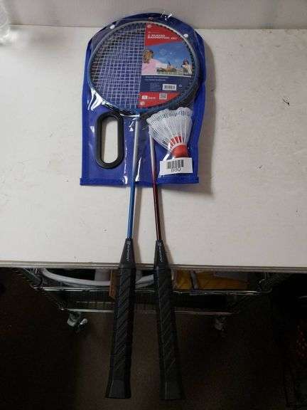 2-Player Badminton Set with Racket & Shuttlecock - Trice Auctions
