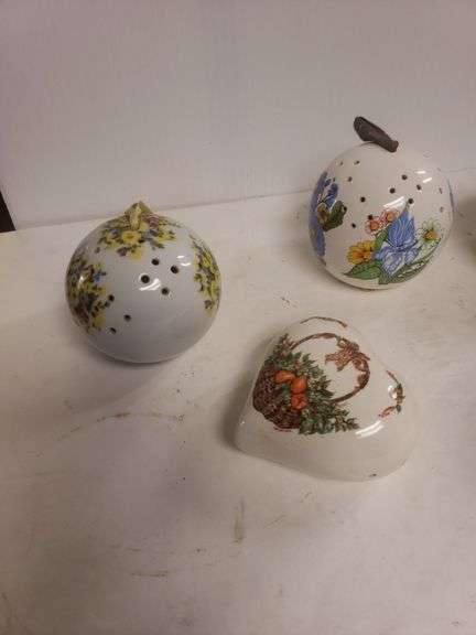 Five Ceramic Pomander Balls - Trice Auctions