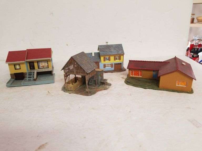 Lot of 4 Vintage Model Train Village Buildings - Trice Auctions