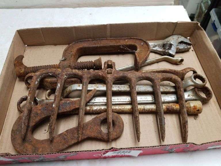 Vintage Rusty Tool Collection - Trice Auctions