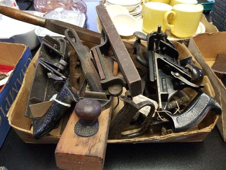 Vintage Stanley Hand Planes Collection - Trice Auctions
