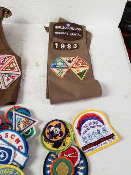 Girl Scouts Vest and Patch Collection - Trice Auctions