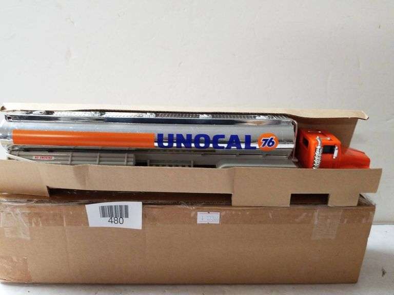 UNOCAL 76 Toy Tanker Truck - Trice Auctions