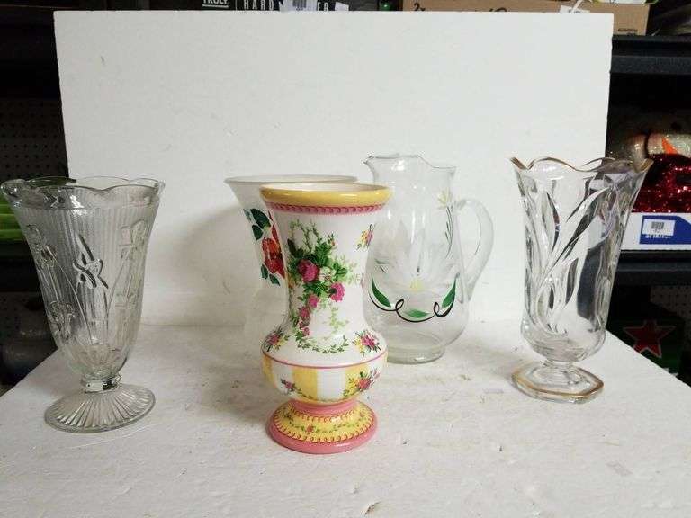 Lot of 5 Decorative Vases and Pitcher - Trice Auctions