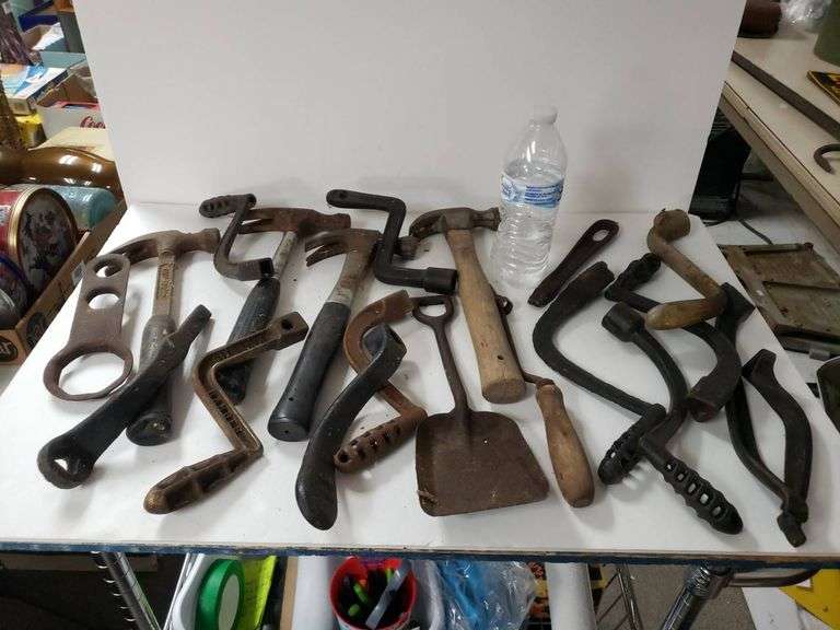 Collection of vintage hand tools - Trice Auctions