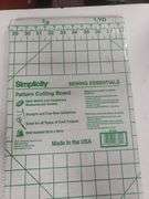Simplicity Pattern Cutting Board - Trice Auctions