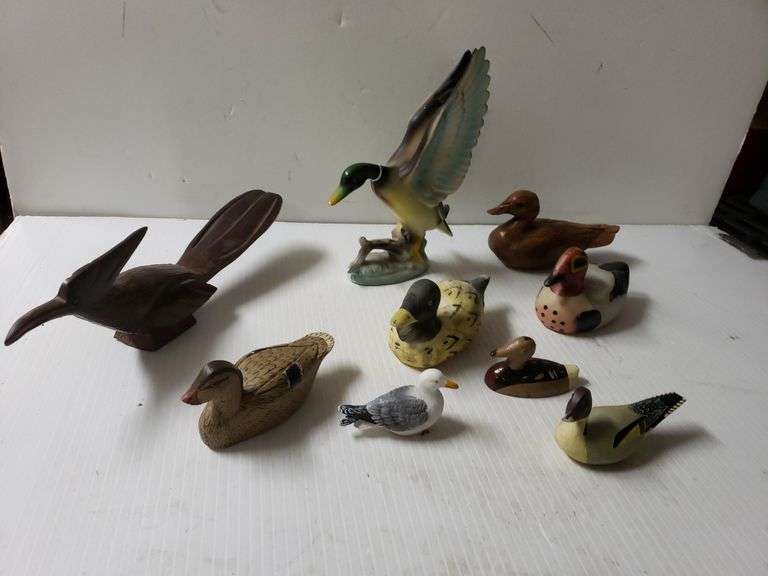Assorted Bird Figures - Trice Auctions
