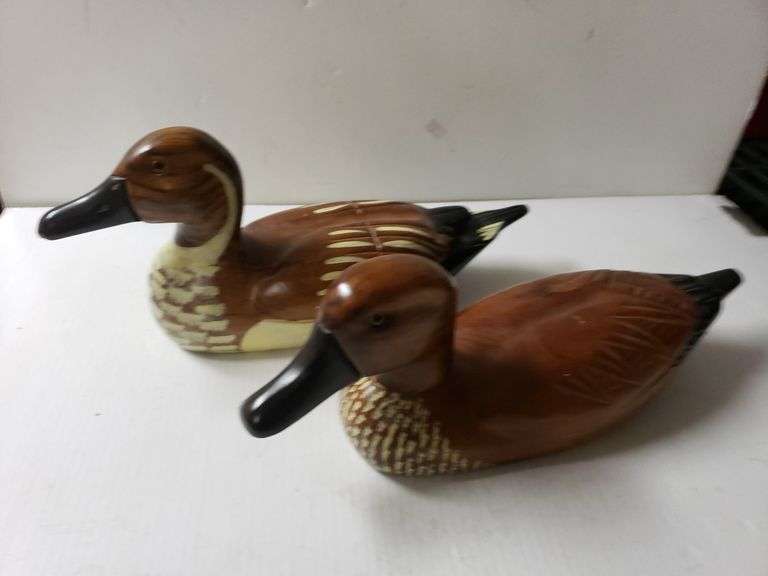 Wood Duck Displays - Trice Auctions