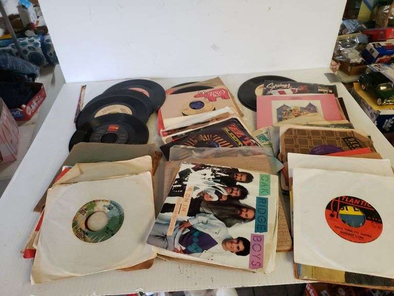 Assorted 45 RPM Records - Trice Auctions