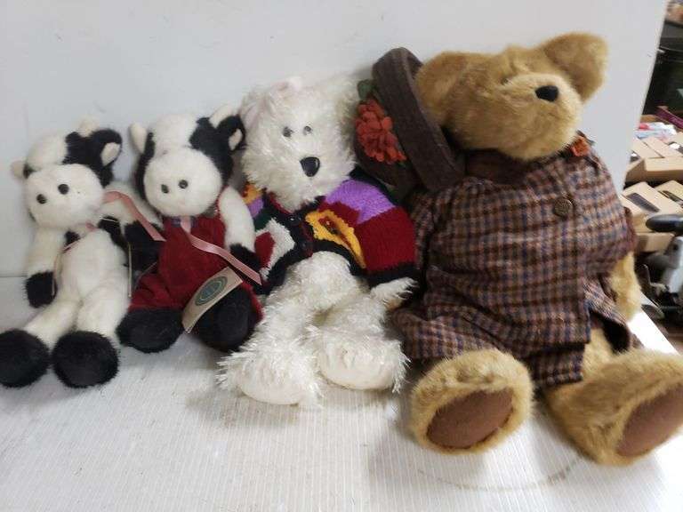 Boyds Bears & Friends - Trice Auctions