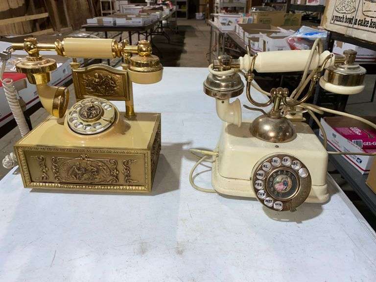 Vintage Rotary Phones - Trice Auctions