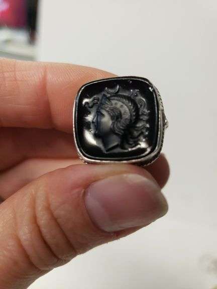 Black Stone Profile Ring - Size 5 - Trice Auctions