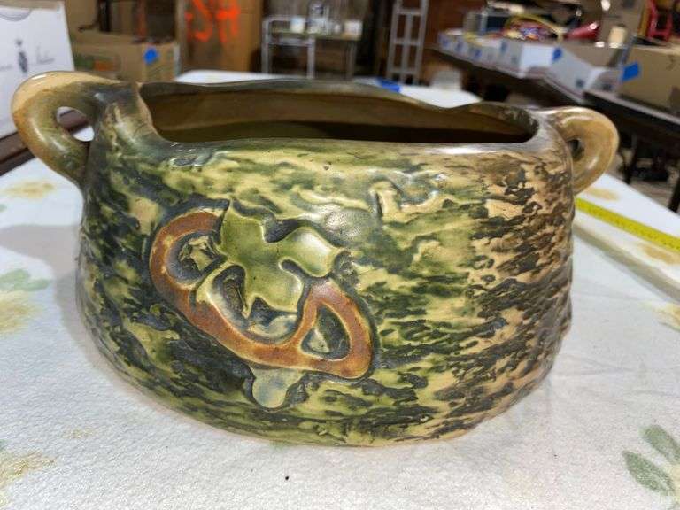 Pottery - Trice Auctions