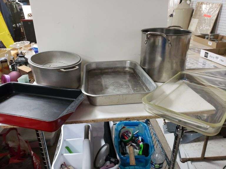 Baking Dishes, Majestic Cookware Dutch Oven, Pot - Trice Auctions