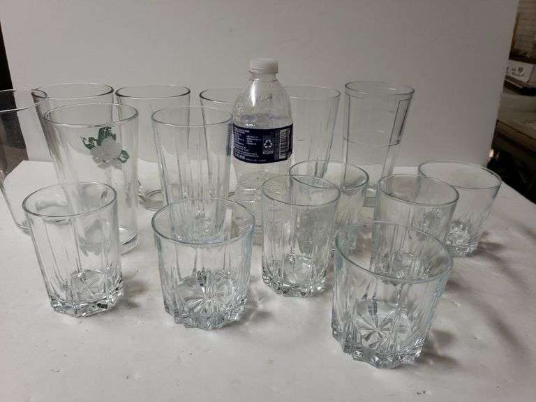 Assorted Glassware - Trice Auctions
