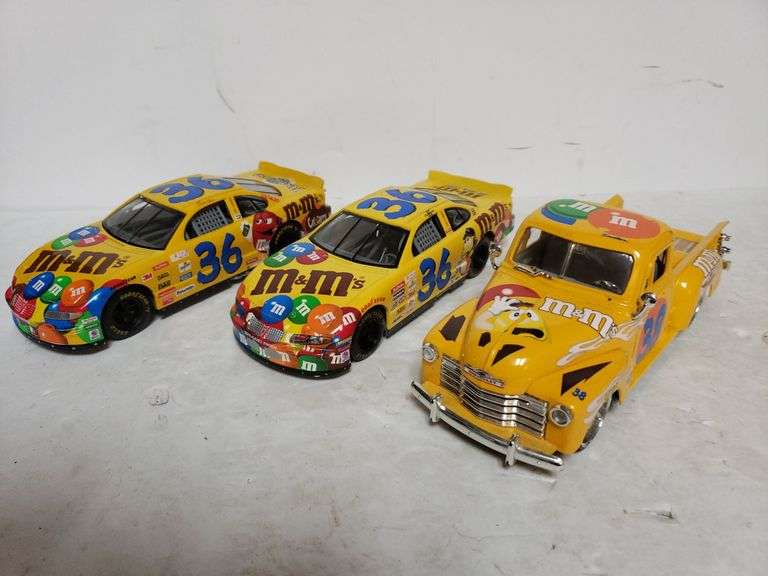 M&M Diecast Model Vehicles - Trice Auctions