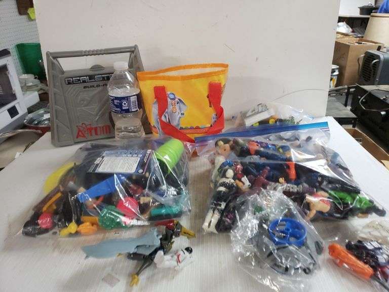 Childs Lot - Assorted Figures - Trice Auctions