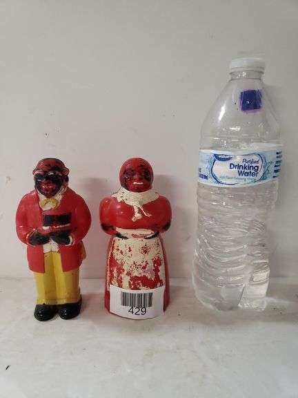 Plastic Black Americana Salt And Pepper Shakers - Trice Auctions