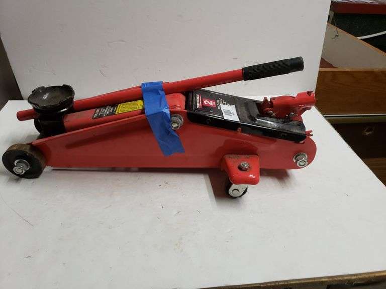 Task Force 2 Ton Hydraulic Jack - Trice Auctions