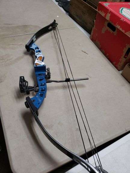 Martin Elite Cougar 2000 Compound Bow - Trice Auctions