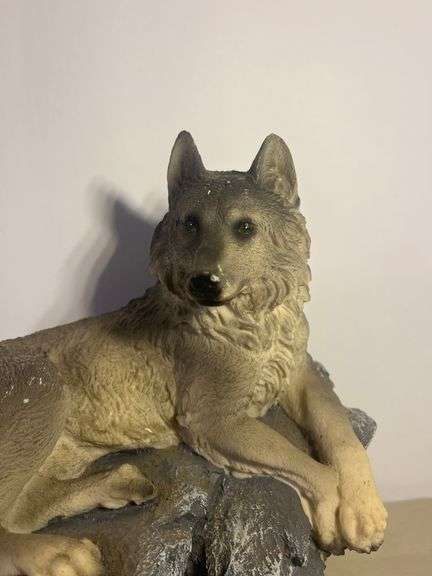 Wolf Large Resin Figurine - Trice Auctions