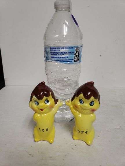 Vintage Tasty Freeze Tee & Eff Salt And Pepper Shakers - Trice Auctions