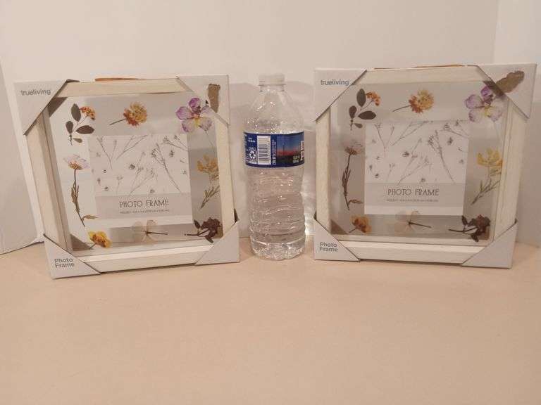 2 NEW true living Photo Frames - Trice Auctions