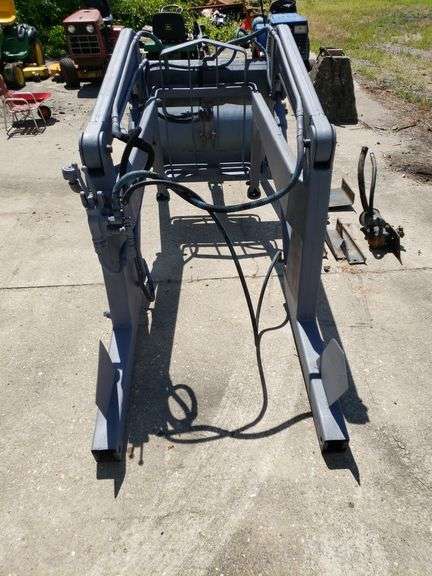 Davis 101 Loader With Bucket ( Fits Some Early Model Fords And Massey ...