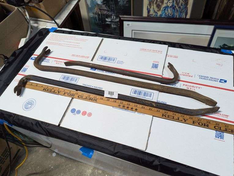 3 Assorted Crowbars 29" - Trice Auctions