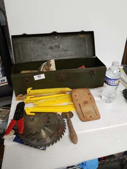 19x6x5" Metal Tool Box Of Plastic Stakes , Saw Blades And Assorted ...