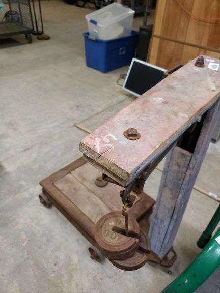 Rolling Platform Scale - Trice Auctions
