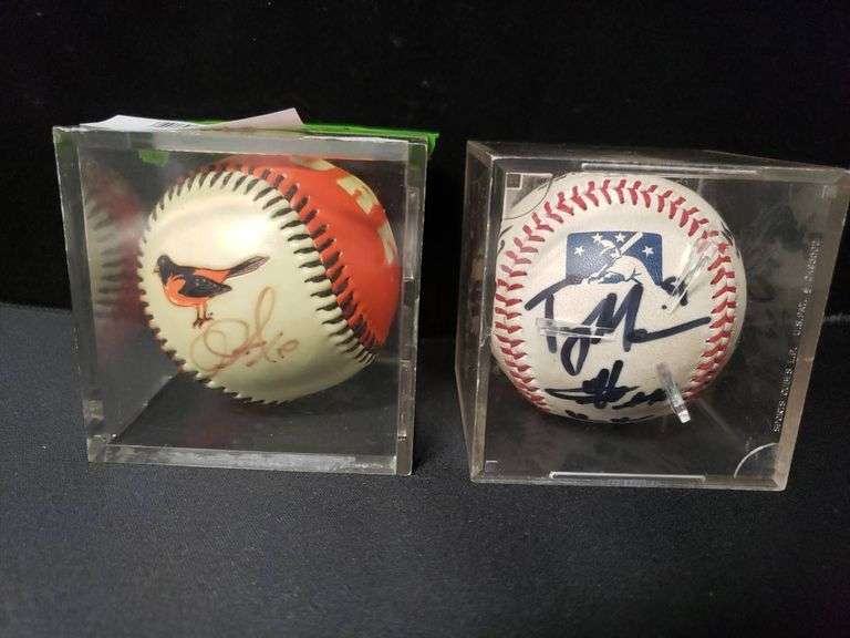 Signed Baseball Lot in Display Cases - Trice Auctions