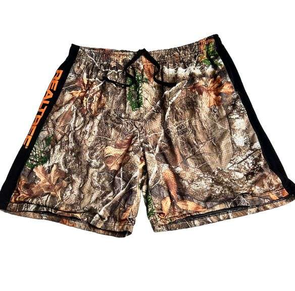 RealTree Men’s Camo Athletic Shorts 2XL - Trice Auctions