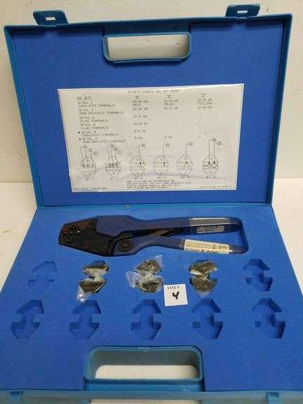 Blue Crimping Tool Set With Interchangeable Dies - Trice Auctions