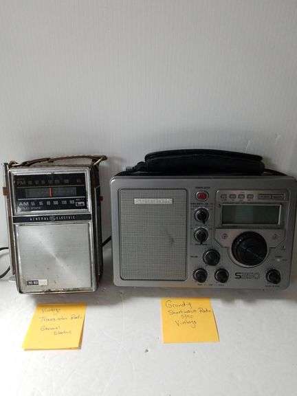 Vintage General Electric and Grundig Radios - Trice Auctions