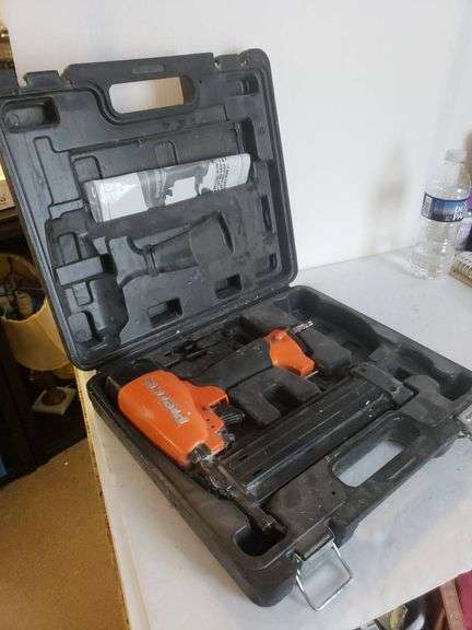 Paslode Cordless Nail Gun Kit with Carry Case - Trice Auctions
